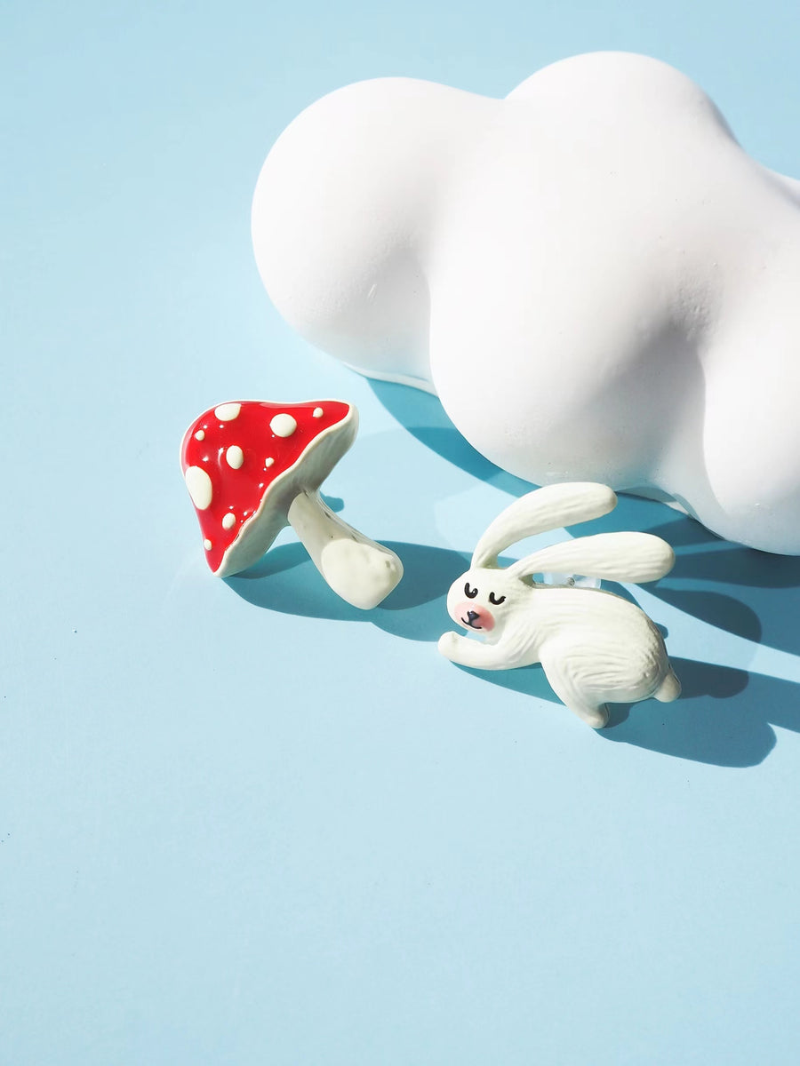 Mushroom And Rabbit – FunkyPinky
